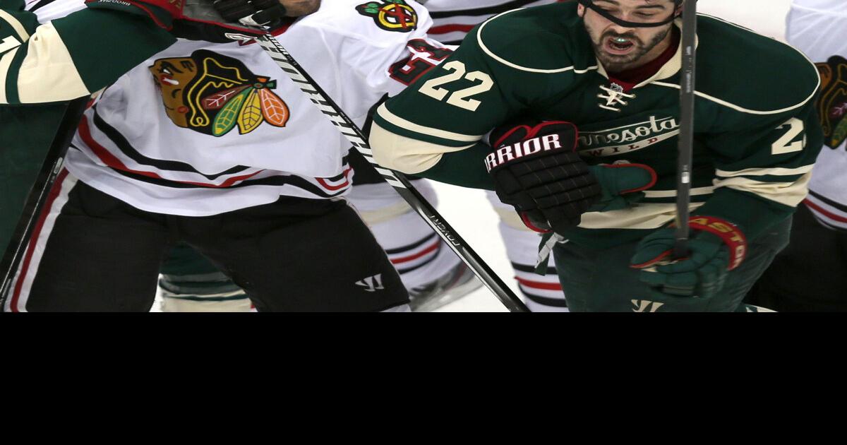 NHL playoffs 2013: Minnesota Wild win in overtime over Blackhawks