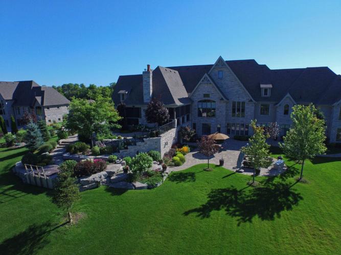 Port Perry luxury bungalow is perfect for entertaining: Home of the Week