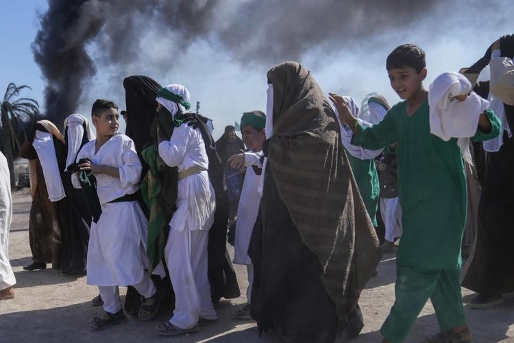 Shiite Muslims in Lebanon and Iraq commemorate Ashoura, marking the ...