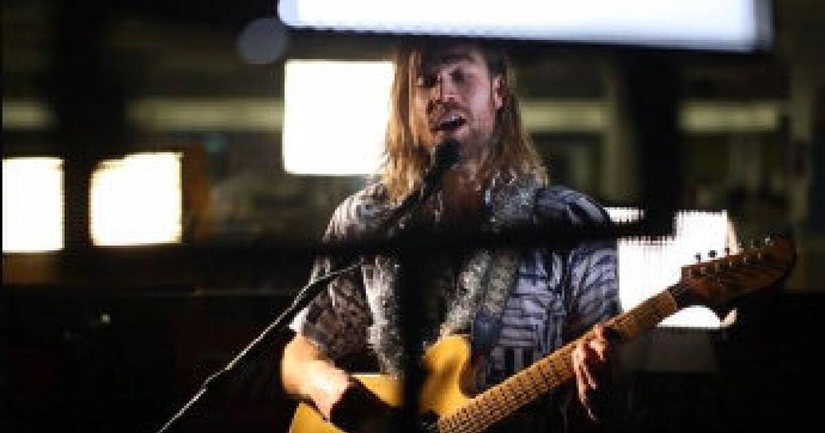 Watch Jason Couse of The Darcys cover Mariah Carey’s Christmas song