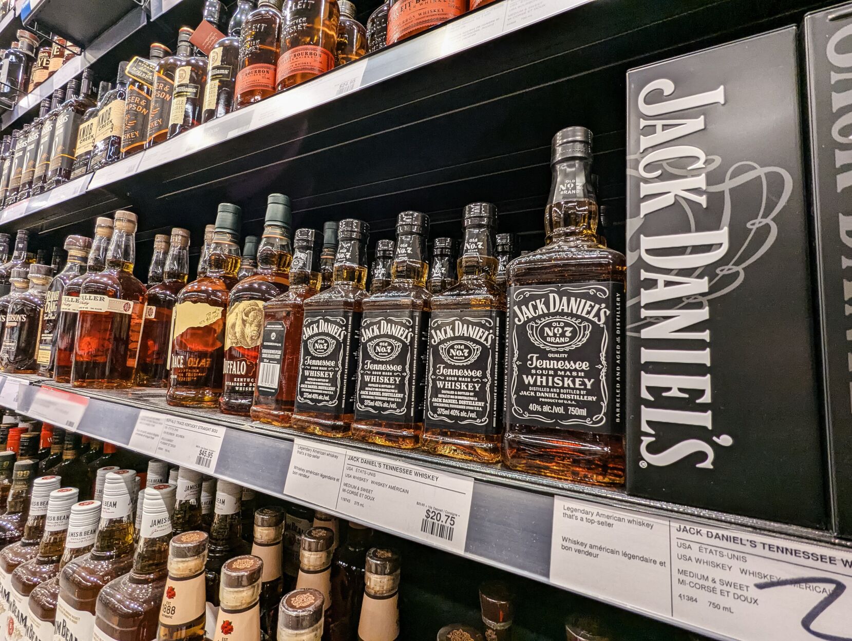 LCBO removing U.S. alcohol from shelves amid Trump tariffs