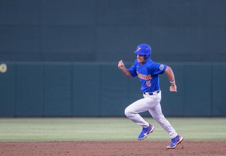 Finnvold keeps Florida alive with 7-2 win over Sooners
