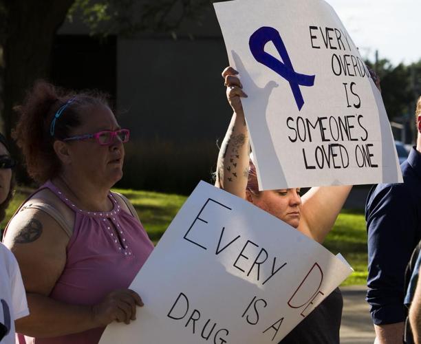Photos: Niagara observes International Overdose Awareness Day
