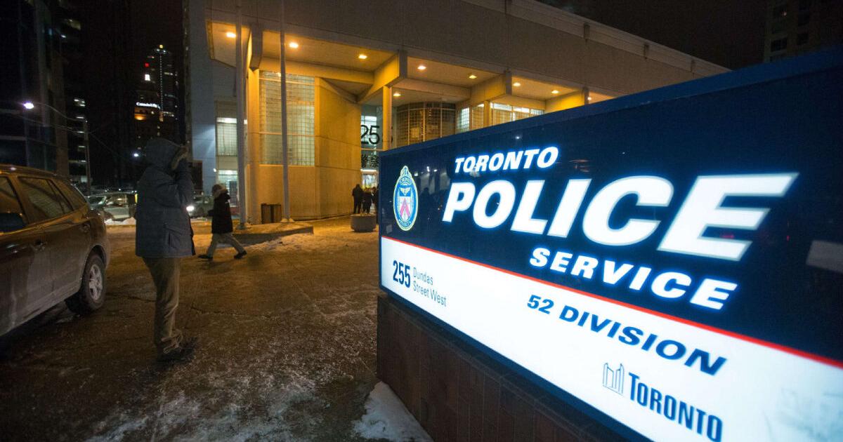 Toronto police can build better links to minority communities