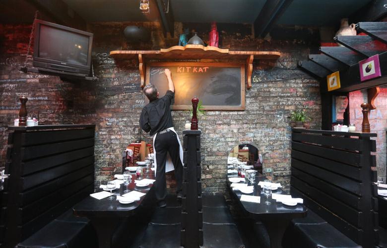 Kit Kat still serving up top-notch Italian amid King St. pilot protests