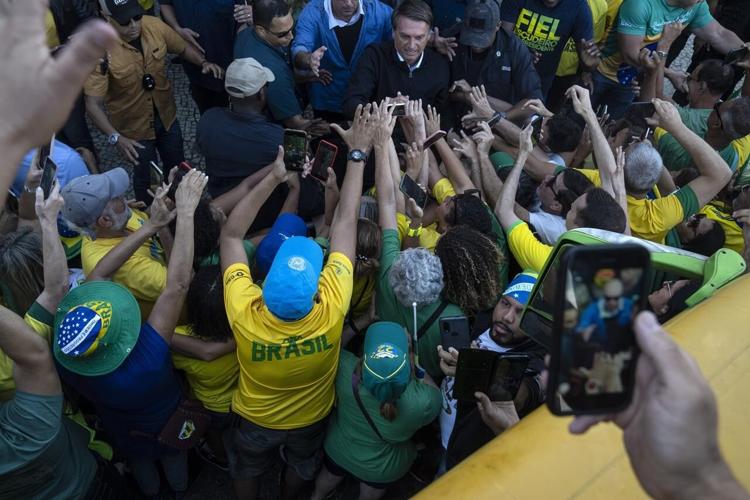 Bolsonaro turns Brazil’s bicentennial into campaign rally