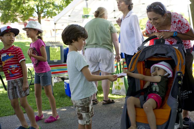 Family marks accident anniversary with random kindness