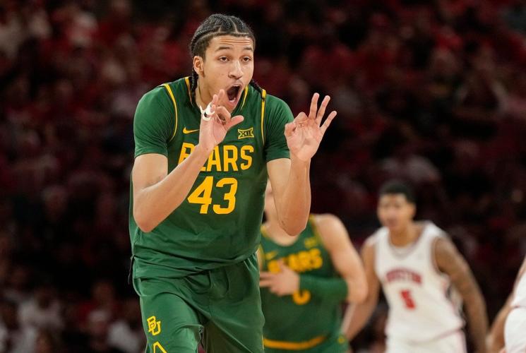 Flemings, Sharp lead No. 7 Houston past Baylor 77-64