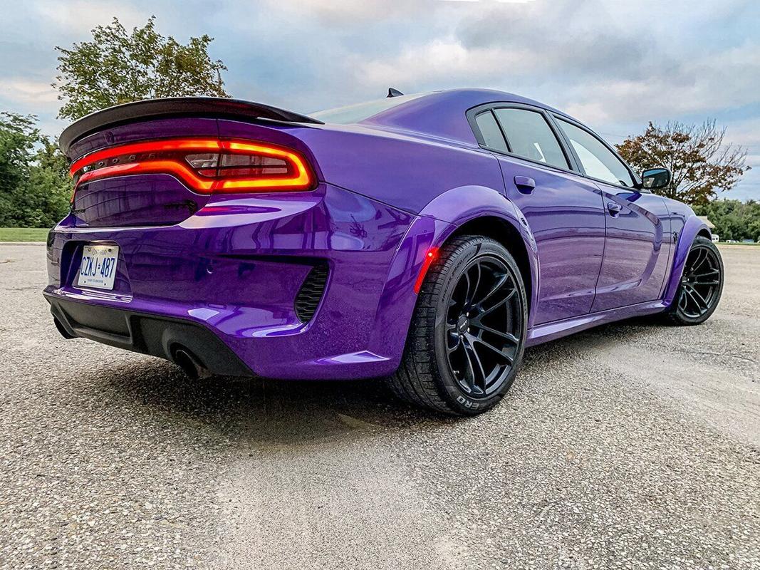2023 Dodge Charger Hellcat Redeye Jailbreak is bonkers fun