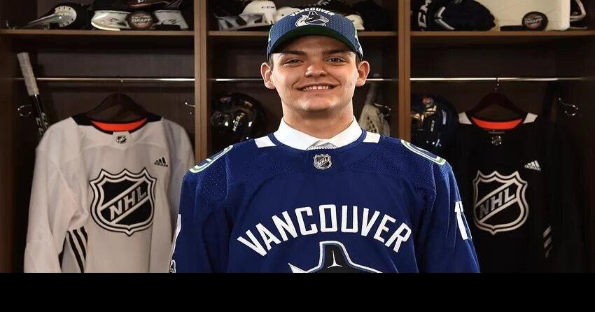 Star goalie Mike DiPietro gets second chance at world juniors dream