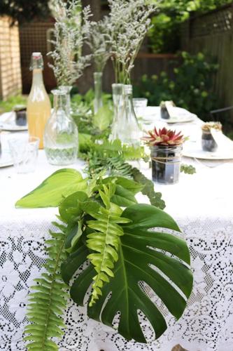 How to set a botanical-inspired table for your next summer soiree