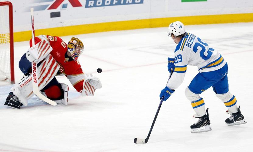 Neighbours and Thomas score twice to lead the Blues over the Panthers 6-2