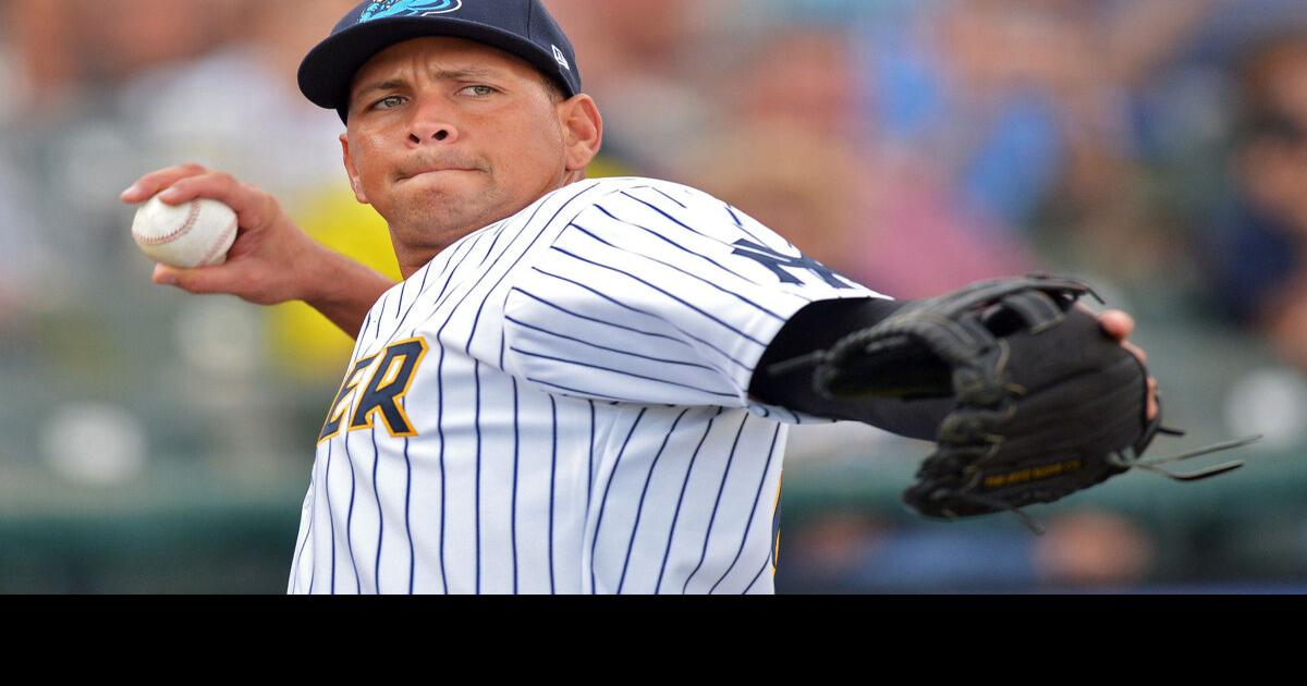 MLB bans A-Rod, 12 others in Biogenesis drug scandal