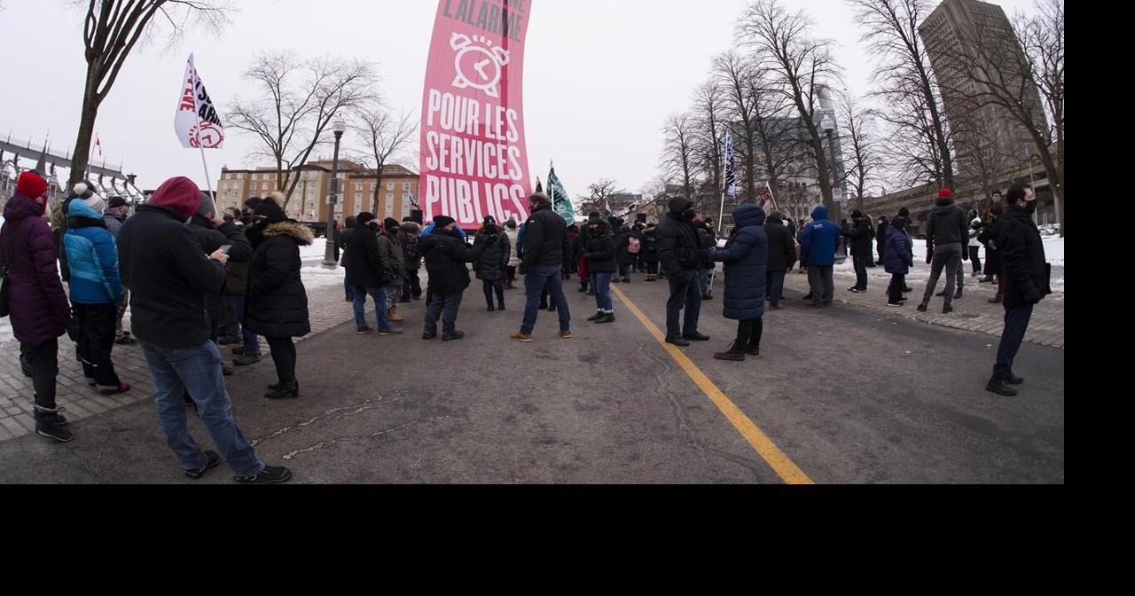 Quebec labour unions in health care, education vote 95 per cent for ...