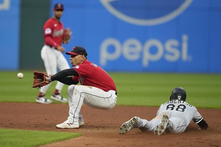 White Sox beat Guardians 7-4 after Tim Anderson and José Ramírez ...