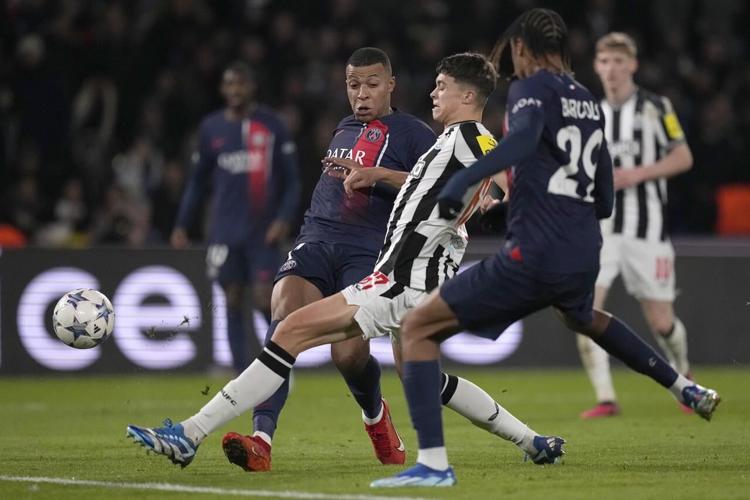 Kylian Mbappé's penalty rescues draw for Paris Saint-Germain against ...