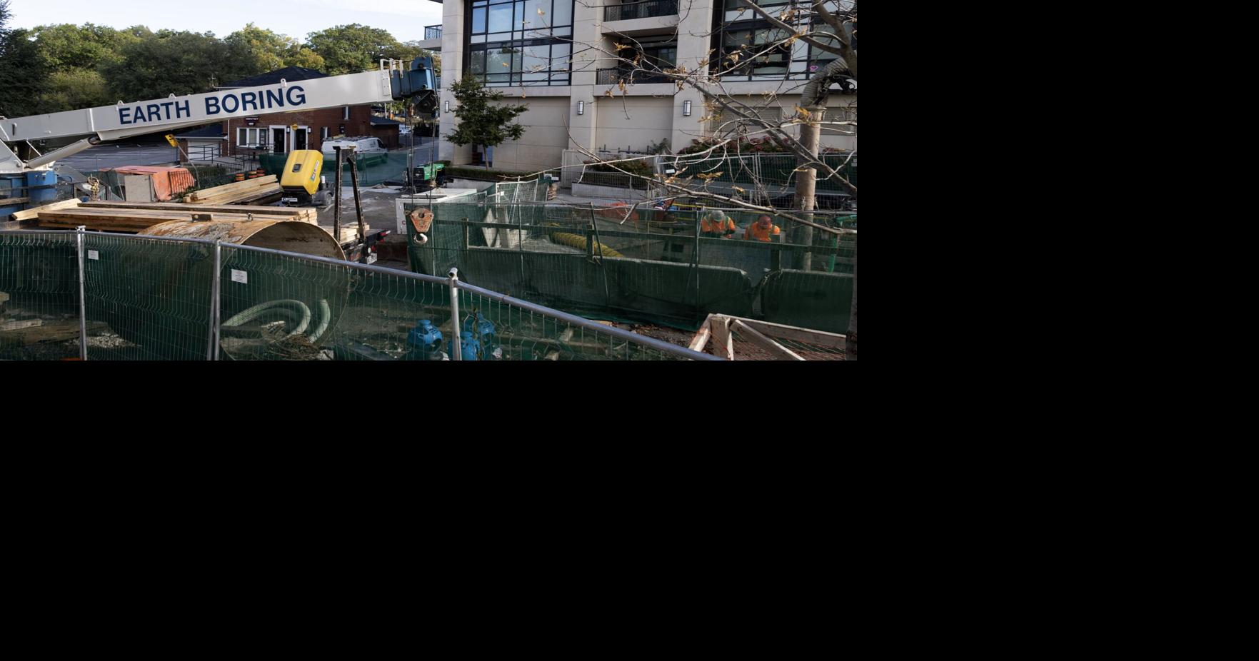 Company suing Toronto over digger that was trapped in Old Mill