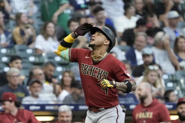 Contreras has the big hit as the Brewers overcome a 4-run deficit to ...