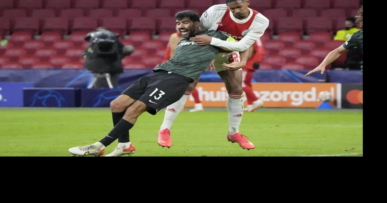 Haller scores in every group-stage game for perfect Ajax