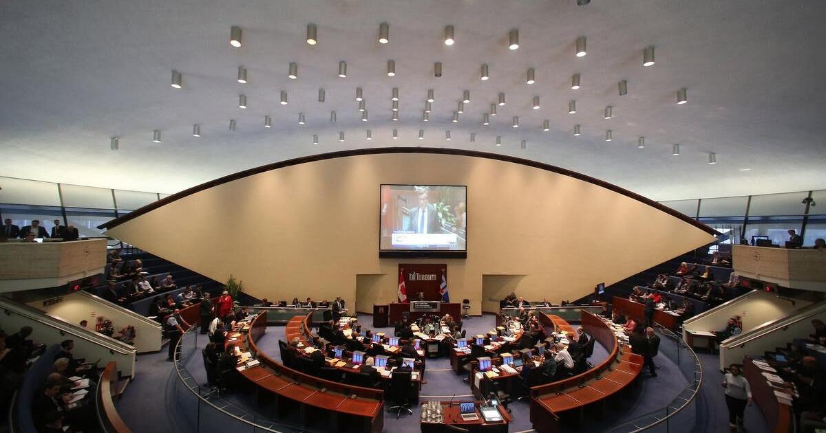 Strong-mayor system would limit power of progressive politicians: experts