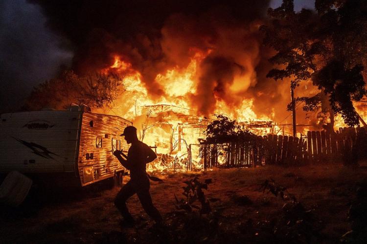Wildfire devastates historic California gold mining town, homes burn in ...