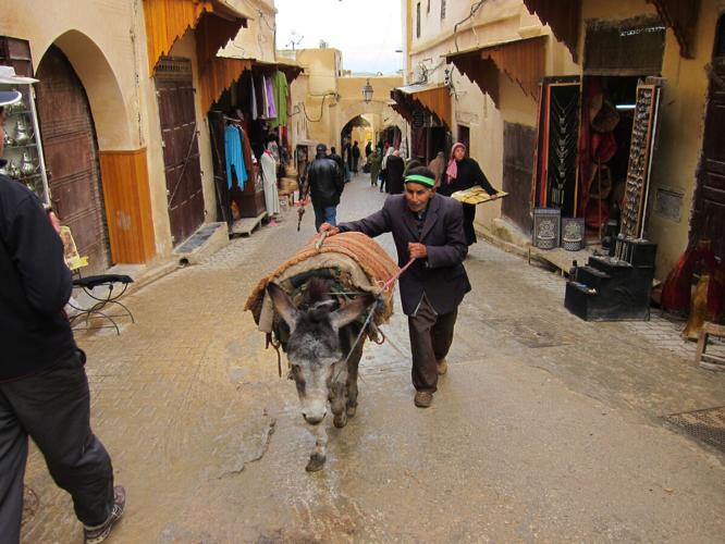 How to drive a hard bargain in Fez