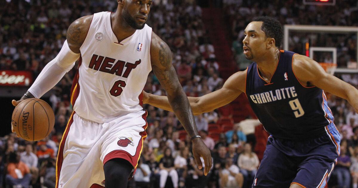 Miami Heat tame Bobcats for 26th straight win