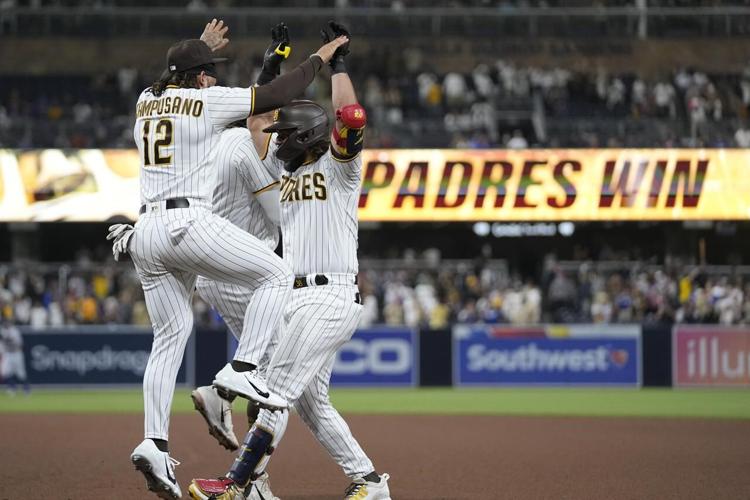 Padres beat Dodgers 4-3 in 10 to reduce magic number to 4