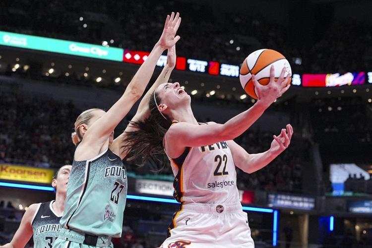 Caitlin Clark to miss at least two weeks with left quad strain as Fever sitting at .500 in standings