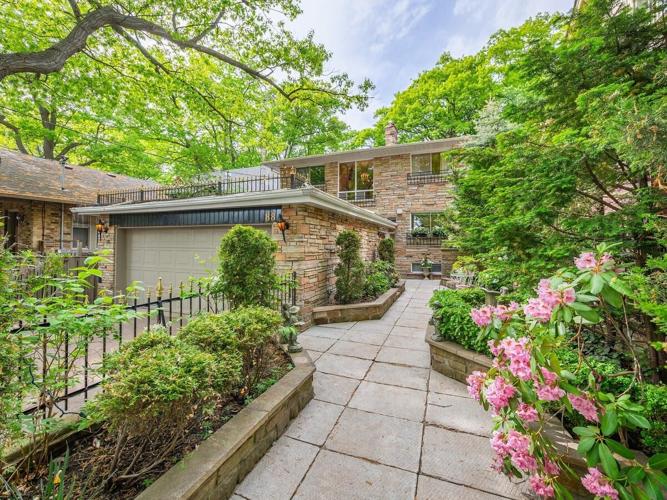 Inside the dream home: Big Bundy house in Toronto’s Beach neighbourhood ...