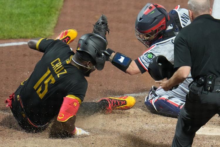 Reynolds hits 2-run homer in 9th to lift the Pirates past the Twins, 6-5