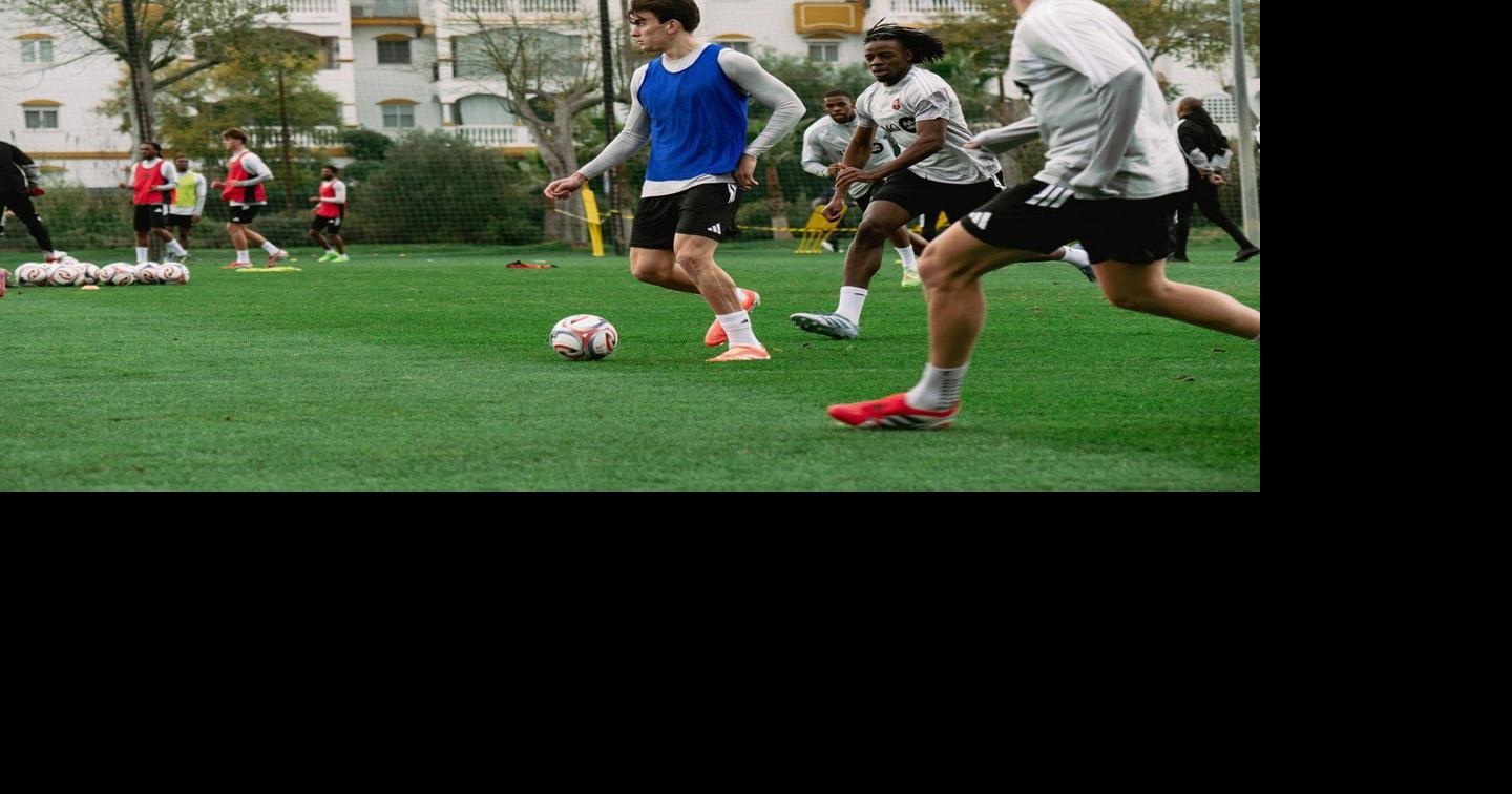 Coach Robin Fraser happy with progress to date at Toronto FC training ...