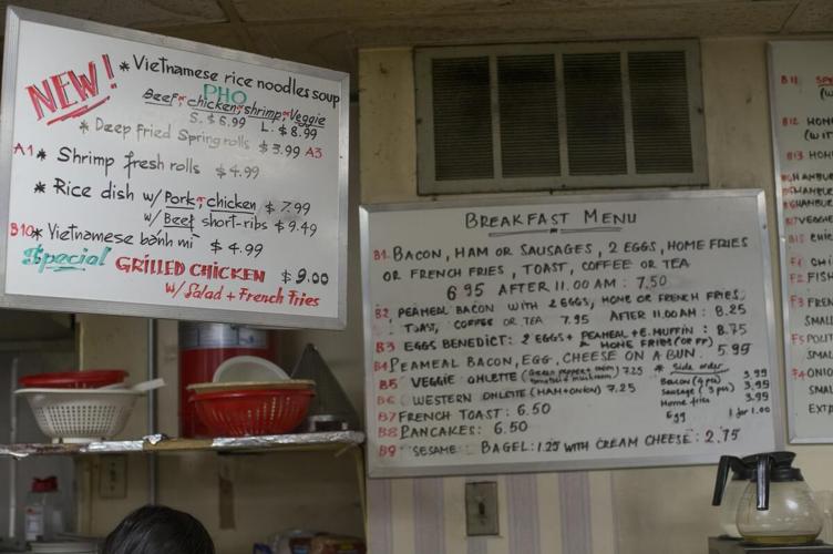 How does UFO restaurant and convenience store survive in King West? By ...