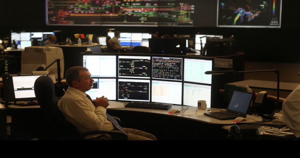 Hydro One control centre hums