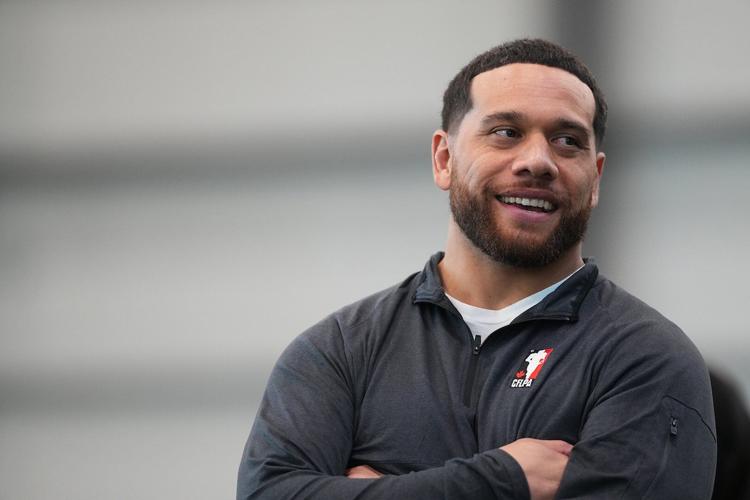Mentorship program gives veteran Masoli insight into options off ...