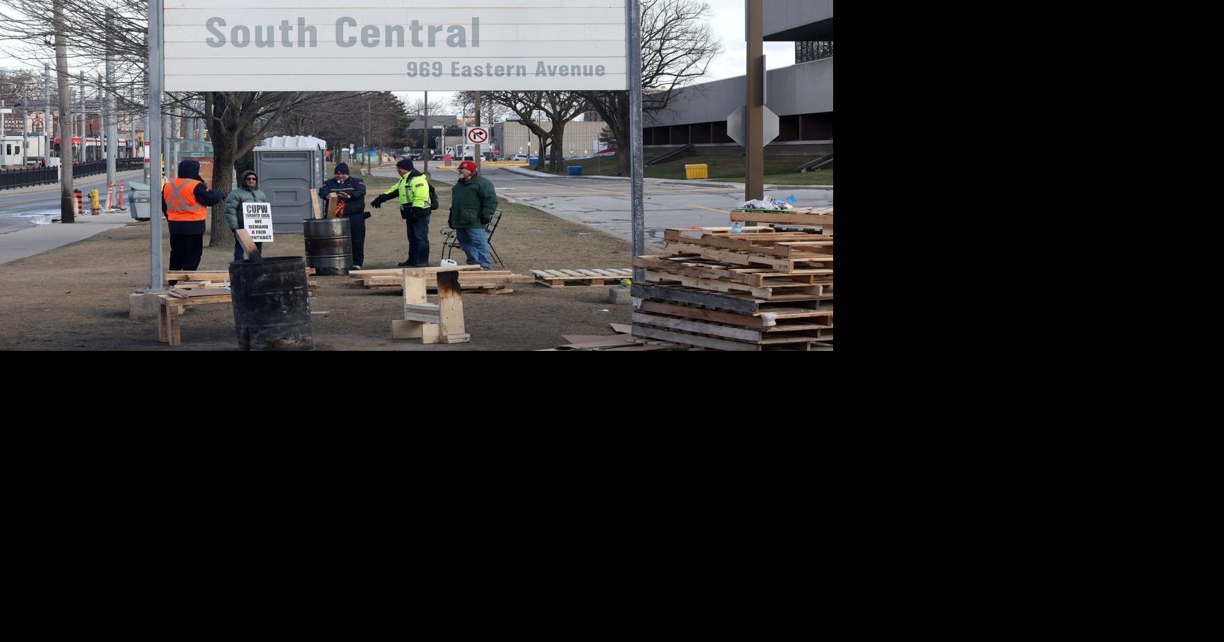 Canada Post employees could resume work early next week