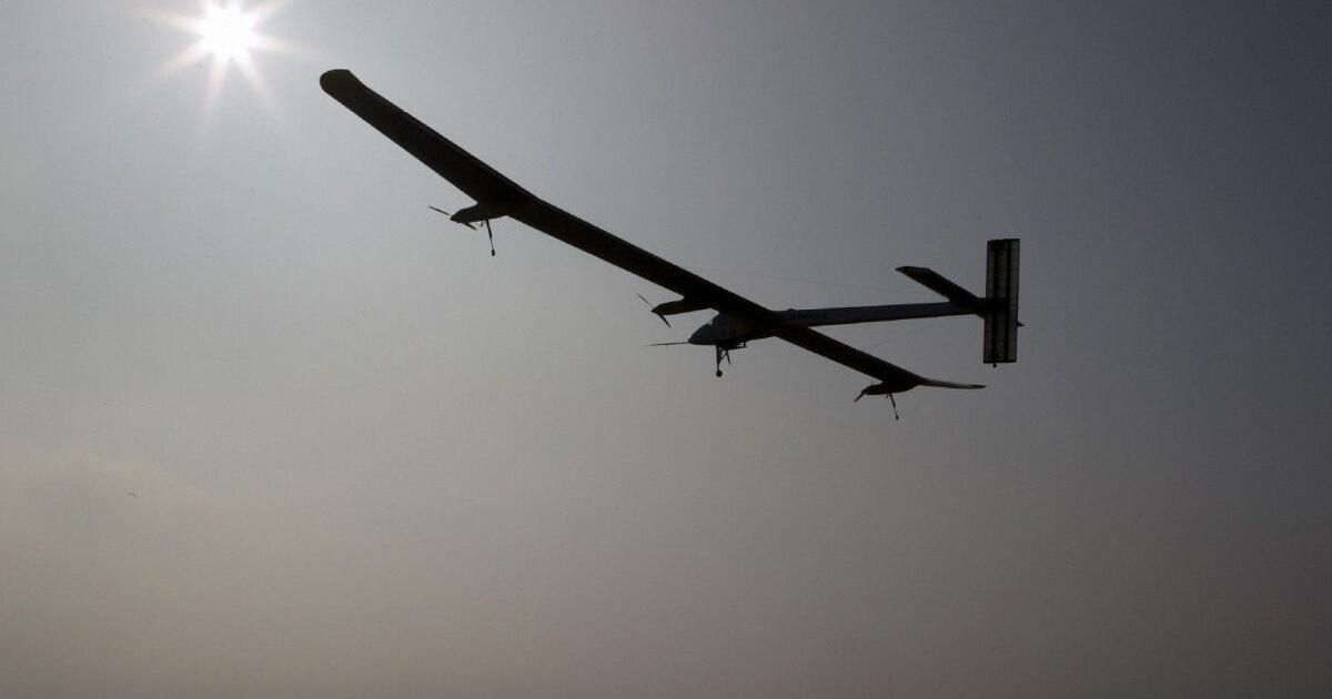 Solar plane’s first transcontinental flight delayed by clouds