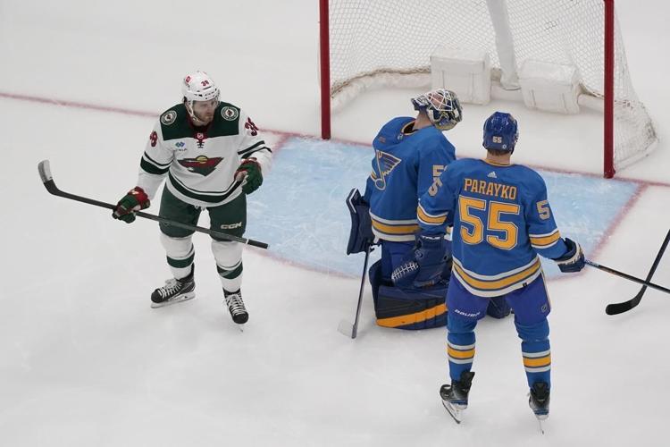 Hartman scores twice to help Wild beat Blues 5-2