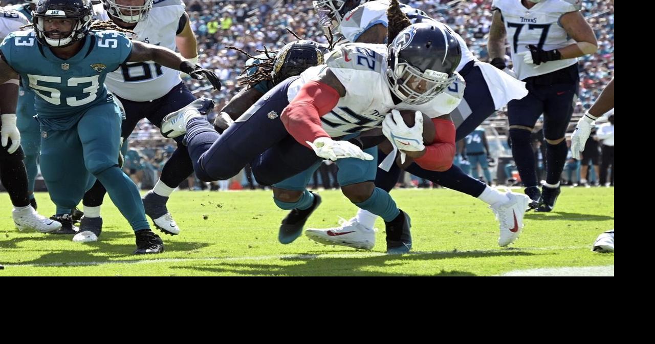 Henry scores 3 TDs; Titans send Jags to 20th straight loss
