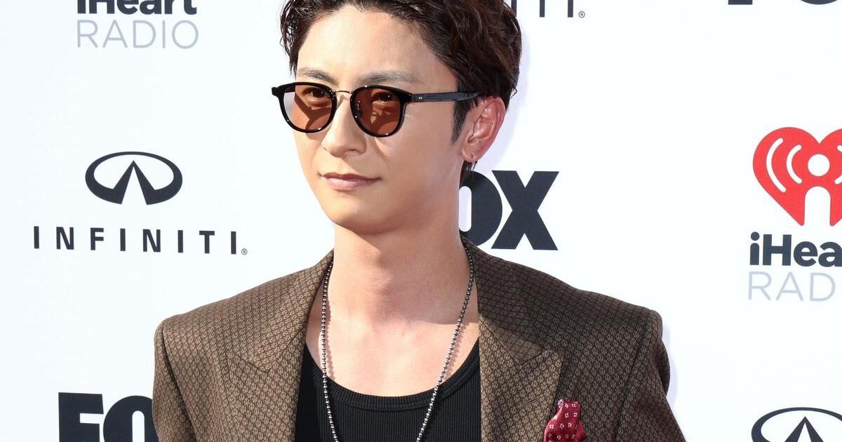 Japanese pop star Shinjiro Atae says he’s gay