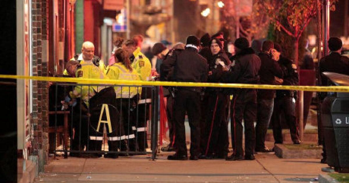 Man charged after four people stabbed on Danforth Ave.