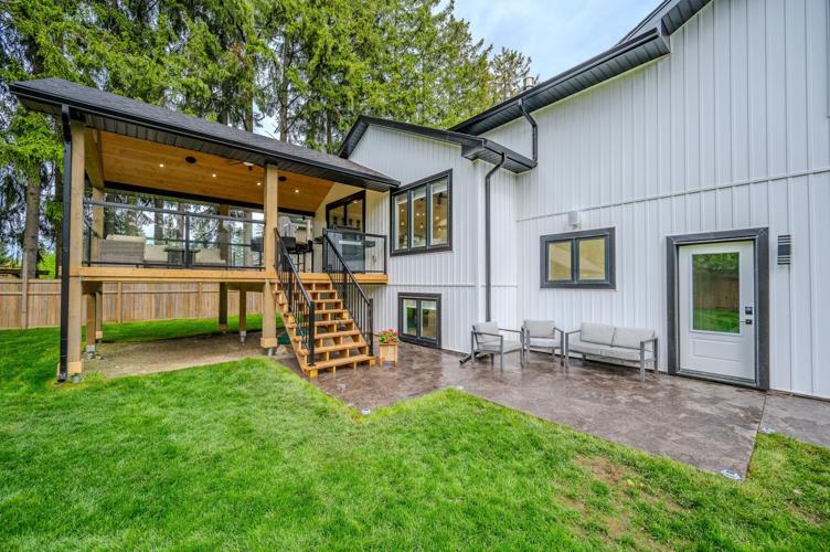 A home in scenic Elora, Ont. or a condo in downtown Toronto?