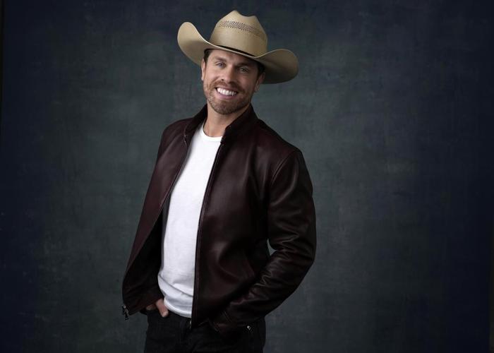 Country star Dustin Lynch was at an impasse. The only way forward was ...