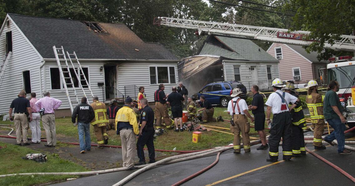 Ex-Microsoft exec killed with son in Connecticut plane crash