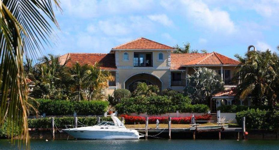 Toronto man owes $20 million to securities commission, lives in French ...