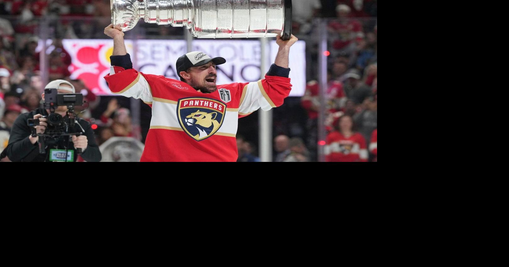 The Panthers hand out their Cup rings, with the 'apologize to no one ...