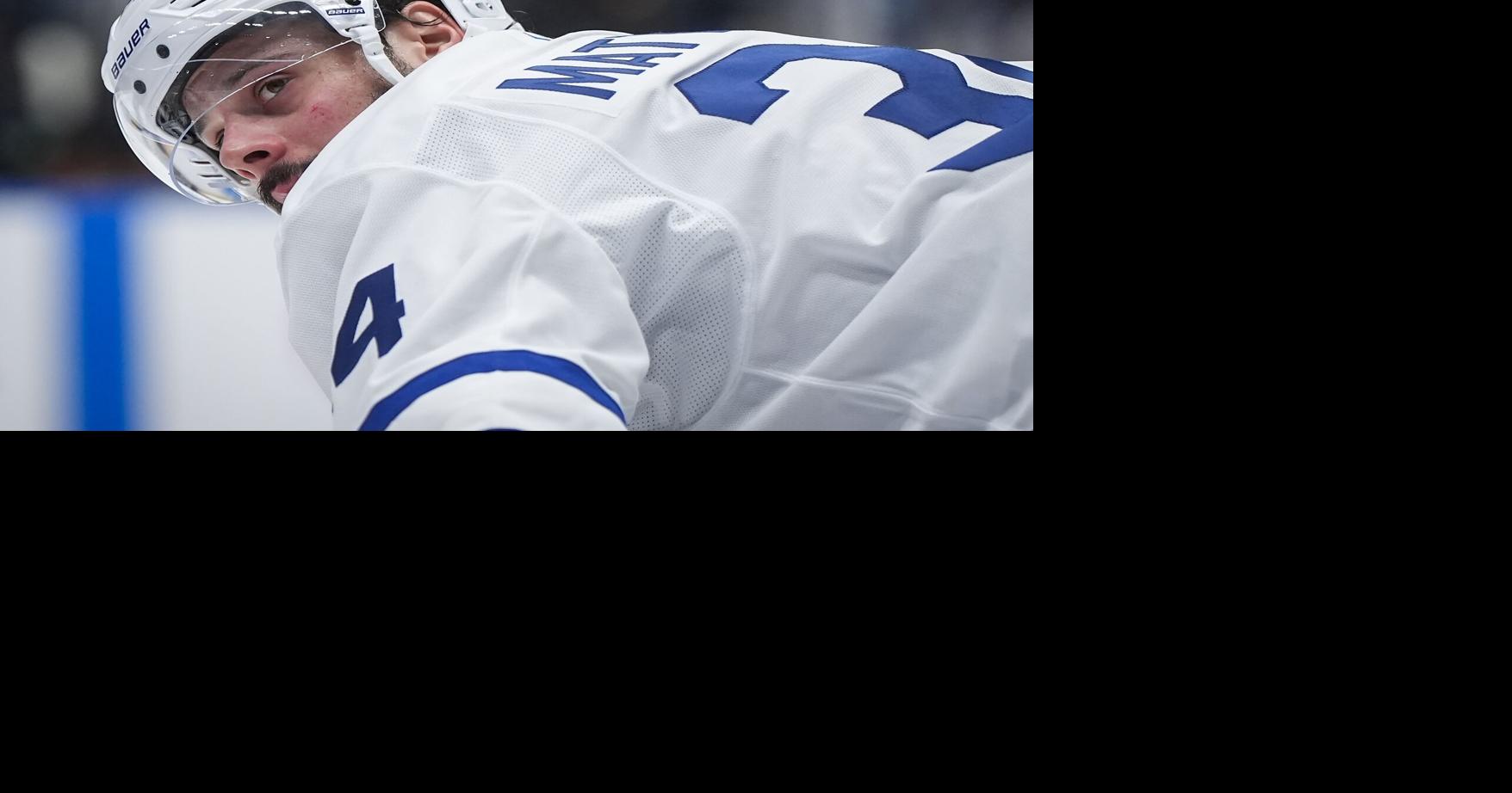 Maple Leafs fans greet Matthews with more cheers than boos
