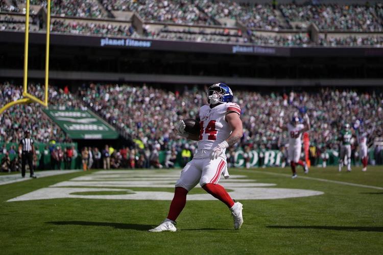 Next Giants coach will have Jaxson Dart and talented playmakers to ...