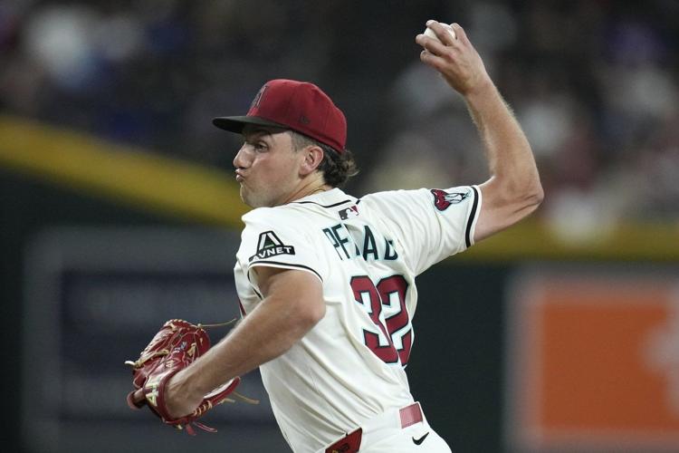 Carroll and Gurriel drive in 2 runs each, Diamondbacks beat Padres 6-2