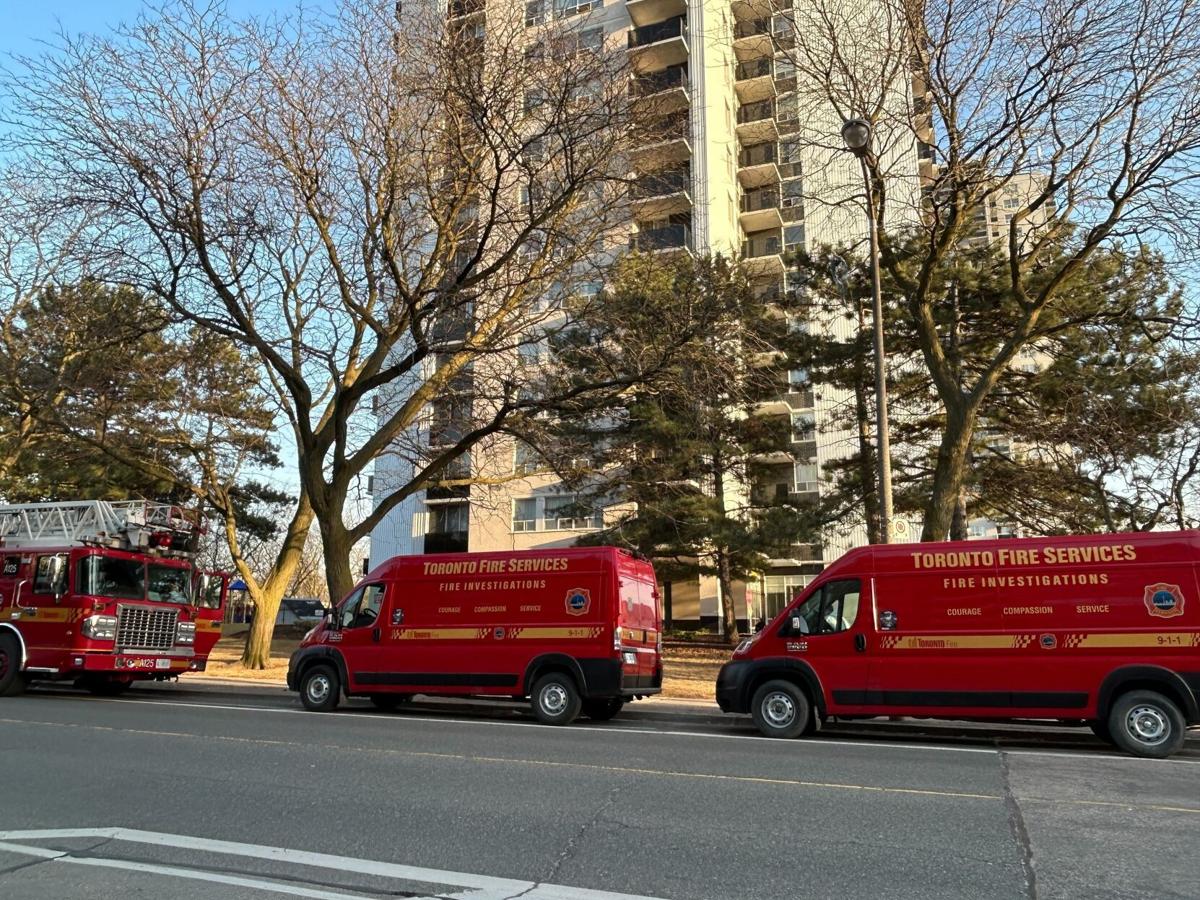 1 dead, 1 fighting for life in North York highrise fire